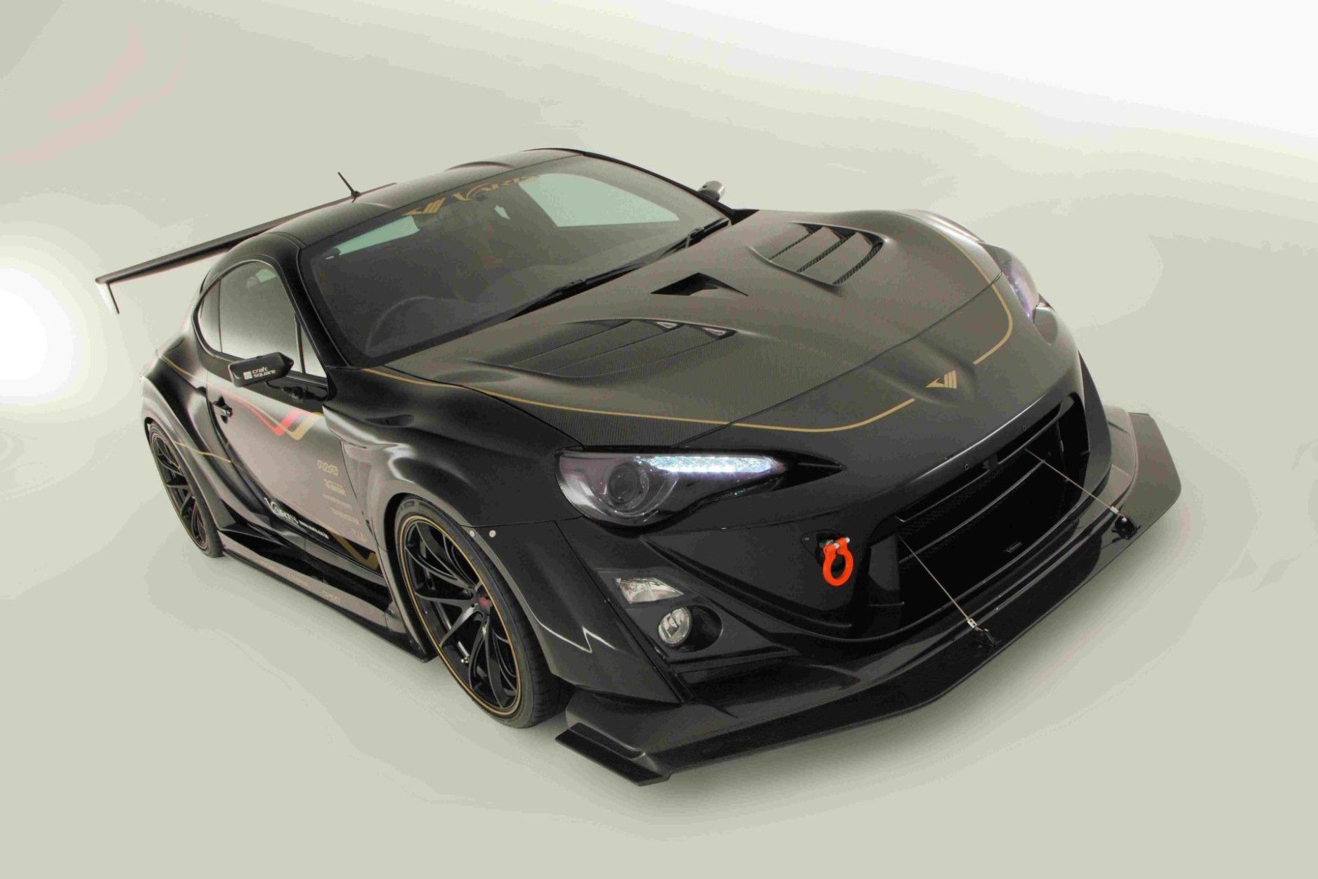 Varis Carbon Wide Bodykit für Toyota GT86 - online kaufen bei CFD
