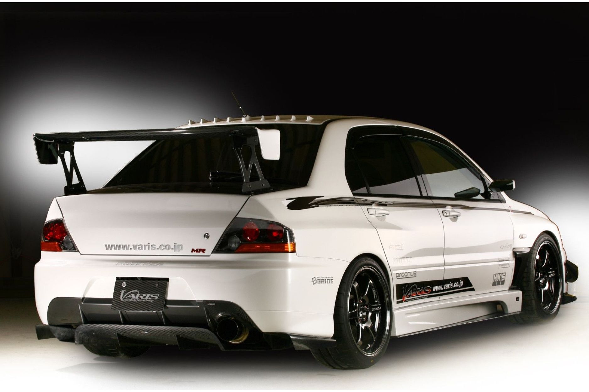 Varis carbon MR09 bodykit for Mitsubishi Lancer Evo IX - buy online at CFD